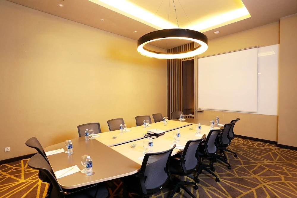 AONE HOTEL JAKARTA